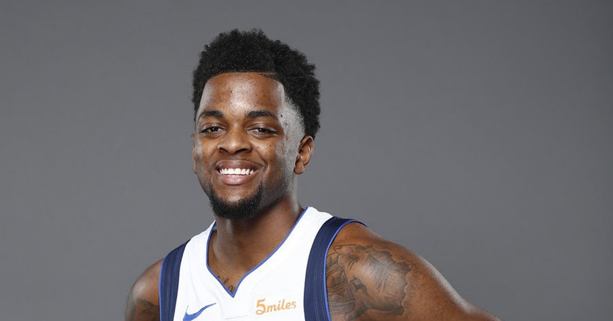 Daryl macon ex jugador de los razorback ha sido llamado por los Dallas ...