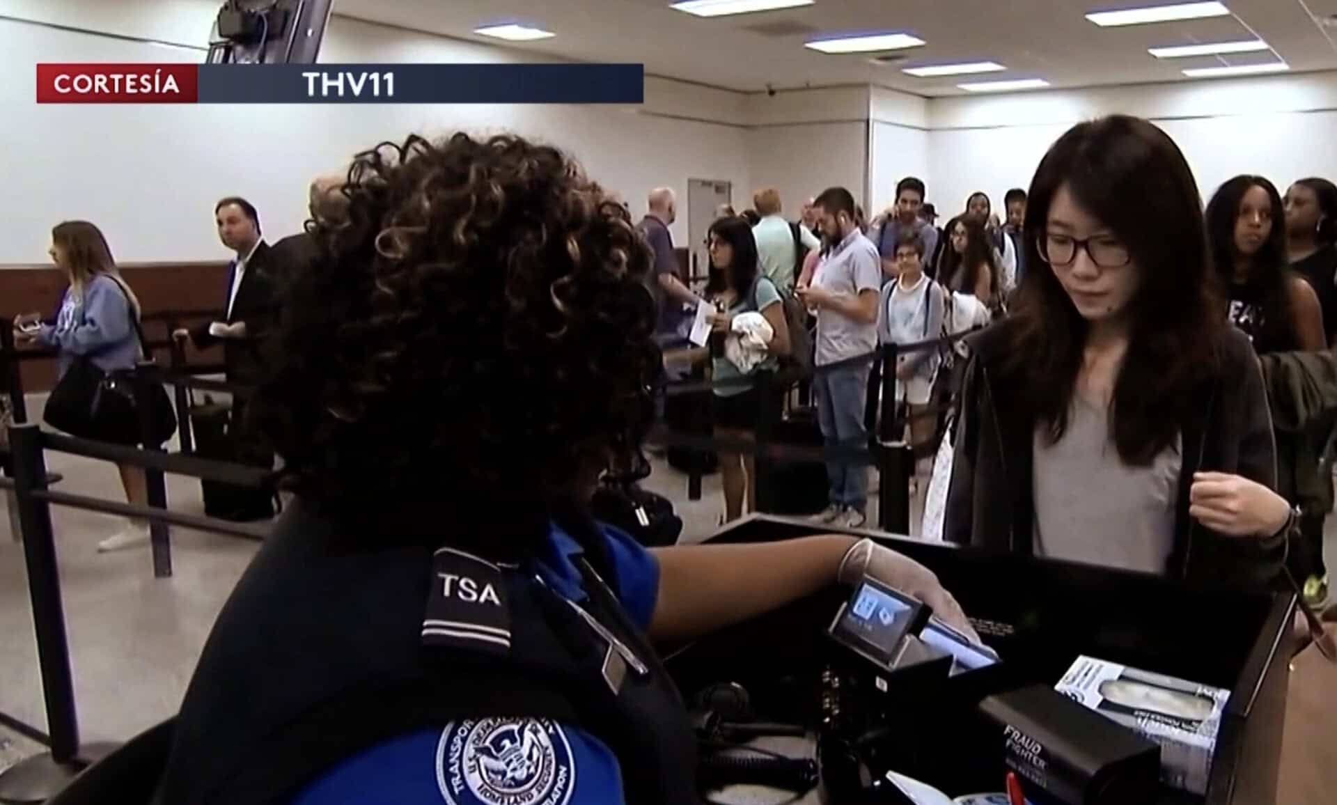 Si no tiene un Real ID y estas indocumentado no te arriesgues a volar dentro de los Estados ...